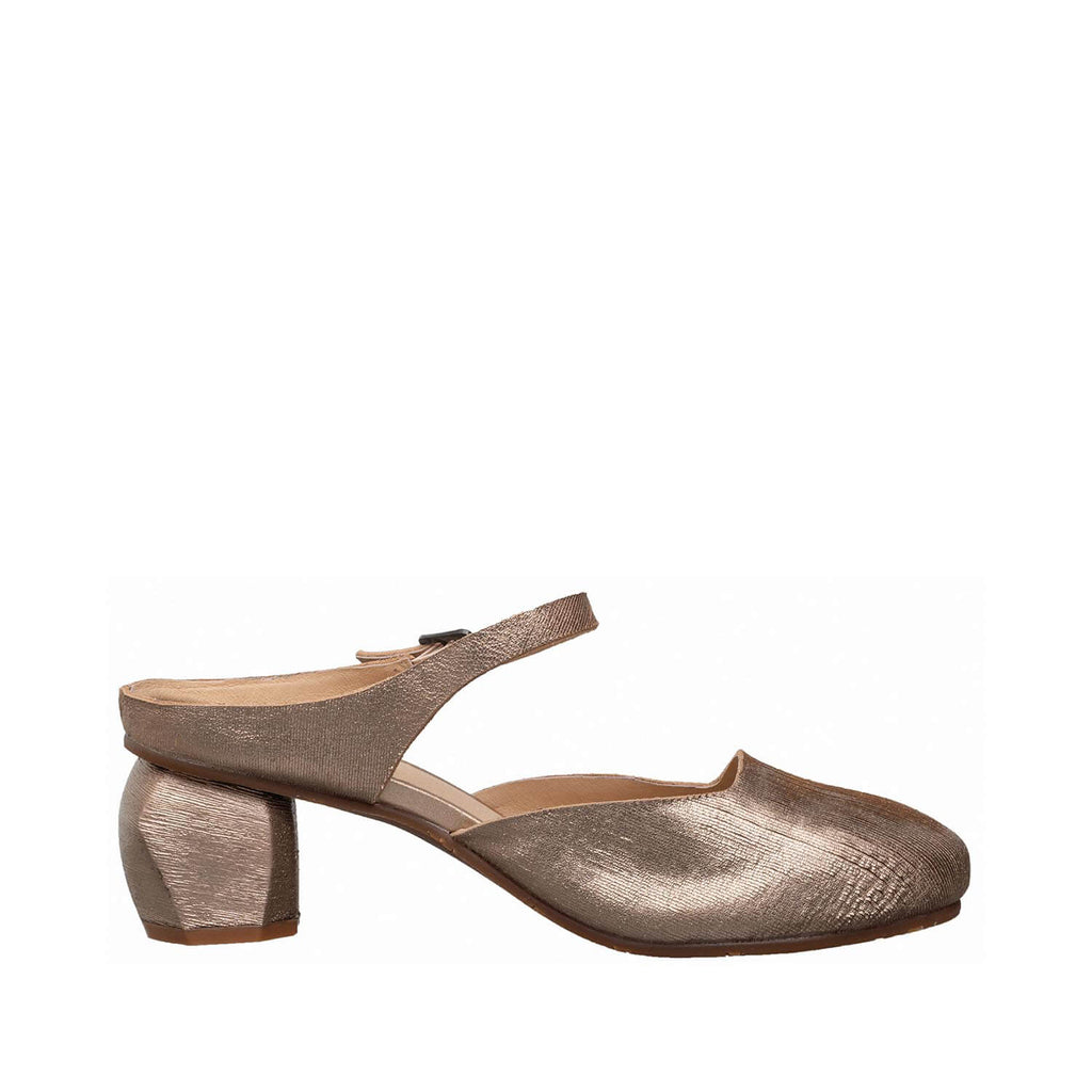Giselle – Arco Avenue